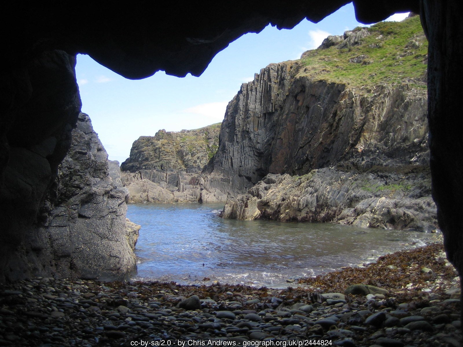 Walk the Wales Coast Path from Porthgain to Porth Mawr / Whitesands ...